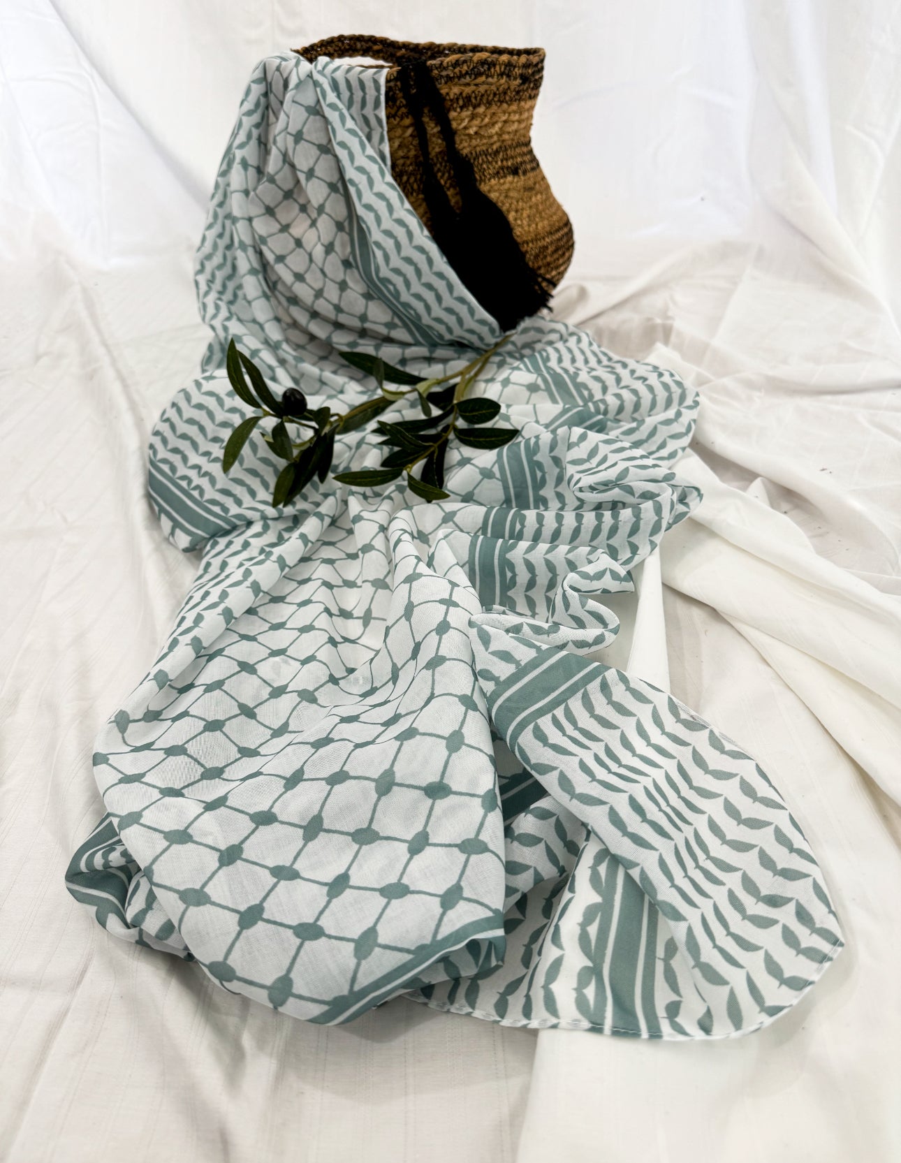 Keffiyeh Hijab - Olive – HANORA